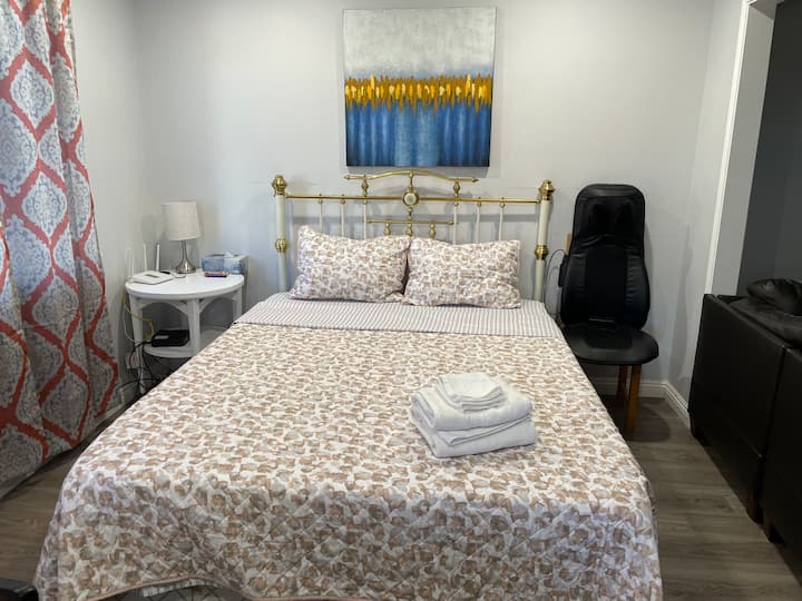 Charming Home Near Dtla/disneyland/pets Friendly - West Covina, CA