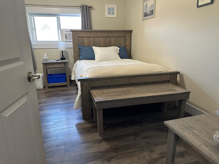 Newfie Bullet Room #1 - Deer Lake