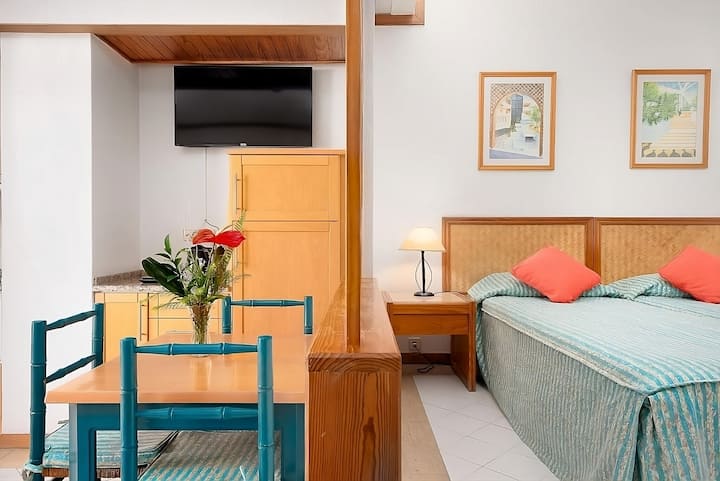 Convenient Stay In Oura Beach! 2 Outdoor Pools - Albufeira