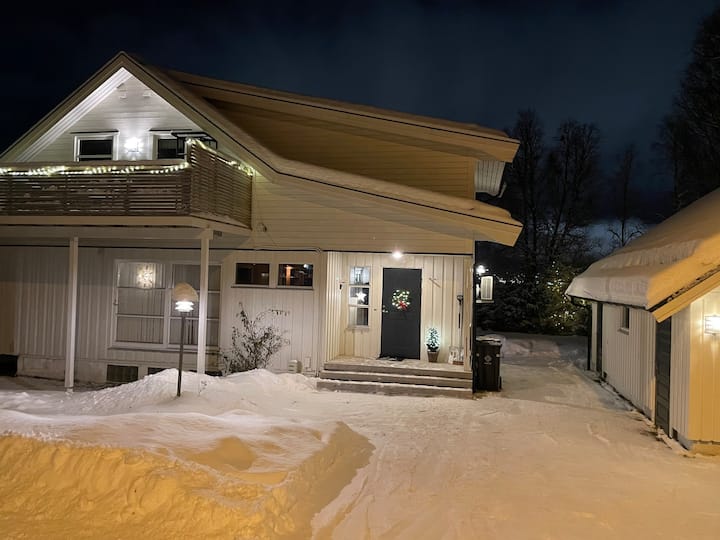 House (Apartment) By The River. - Tromsø