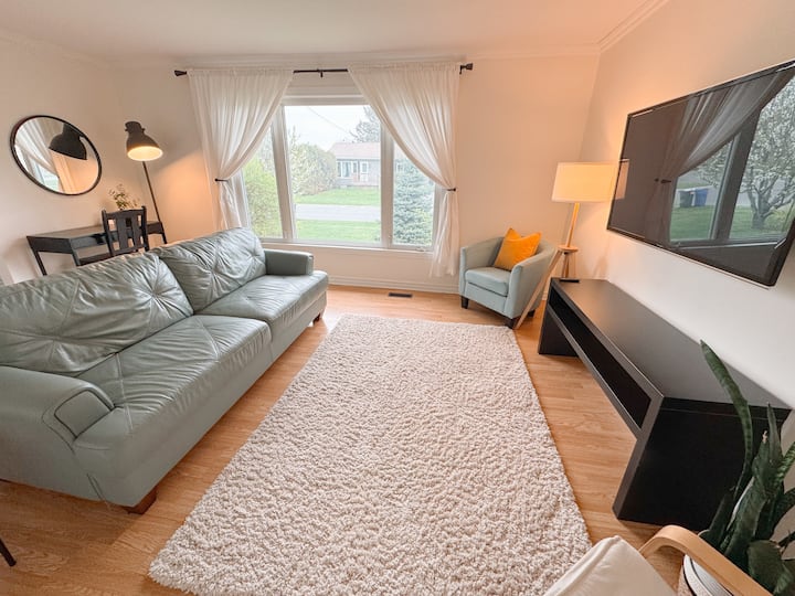 La Belle Airbnb: Smart Tv | 6 Guests | Crib | Ac - Cornwall