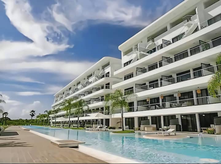 The Perfect Pair: 2 Apartments, 1 Destination - Punta Cana