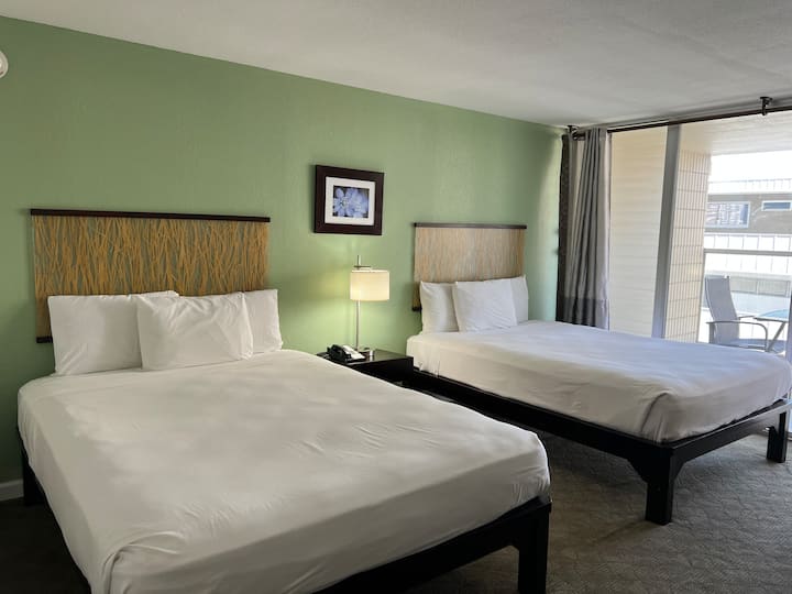 2 Studios Perfect For Groups - Honolulu