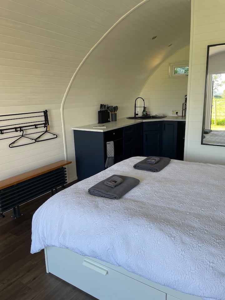 4.moss End Pods - Pod 4 - United Kingdom