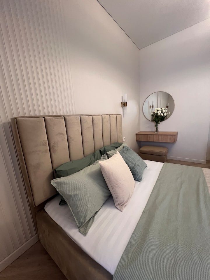 Stylish Apt-beautiful Mountain View Near Mega Mall - Kazakhstan