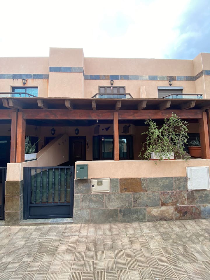 Duplex Adosado En Gran Tarajal - Gran Tarajal