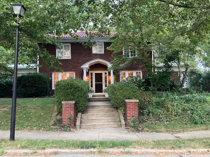 Rockne Frequented This Home - South Bend, IN