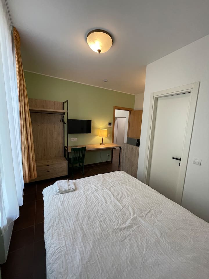 Small Cosy Bonnevoie Studio - Luxemburgo