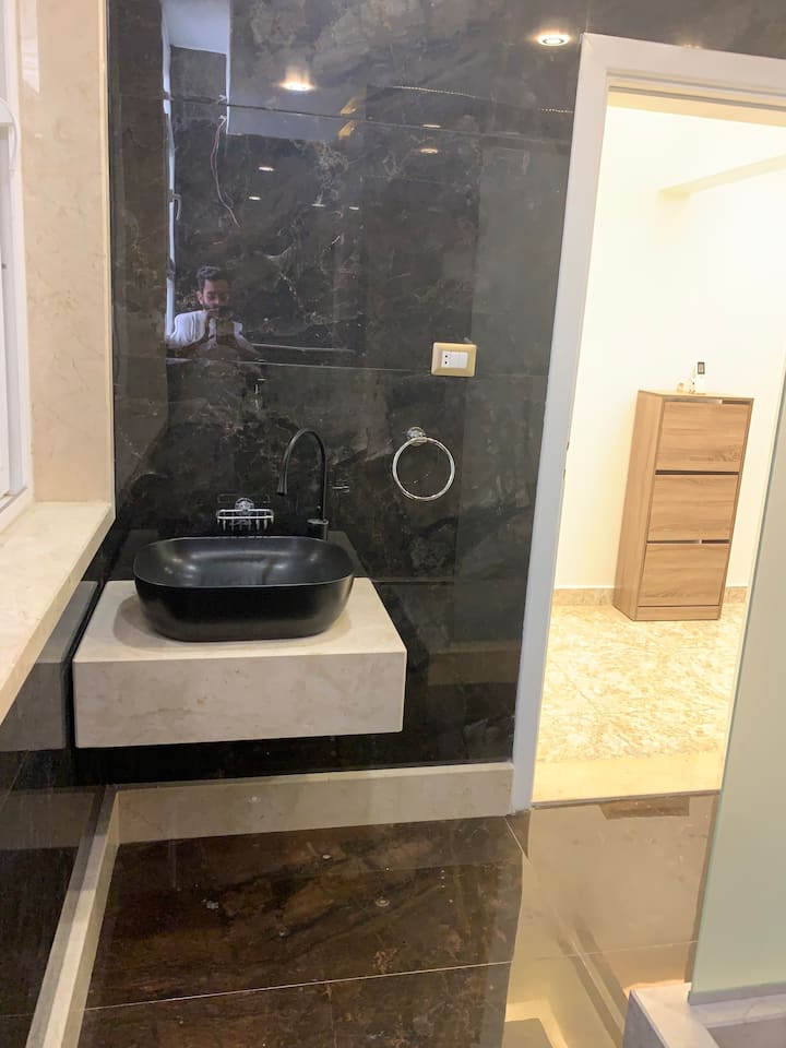 Studio At The Top Of Building - Tripoli