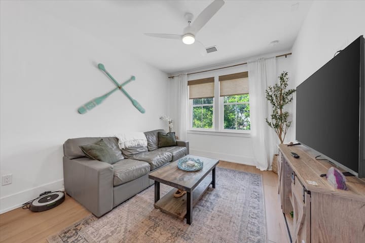 Sunset Oasis (5m To Dt - Walk To Waterfront Park) - St. Petersburg, FL