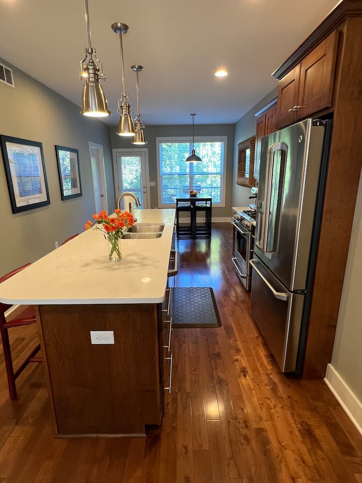 Muse Manor - Iowa City, IA