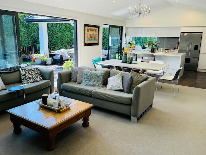 "Live Like A Local" Easy Walk To Beach & Eateries - Mount Maunganui