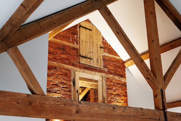 Pigeon House. Barn, Hot Tub & Private Garden - North Wales
