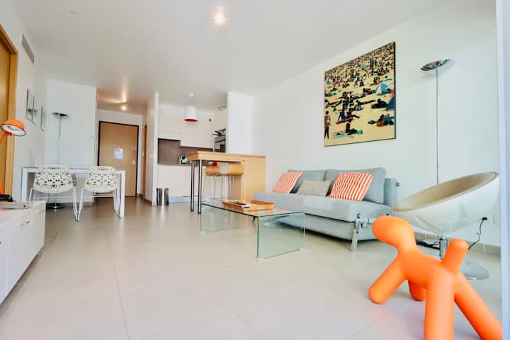 Le White Pearl : Apt 4 Prs, Parking, Clim - Antibes