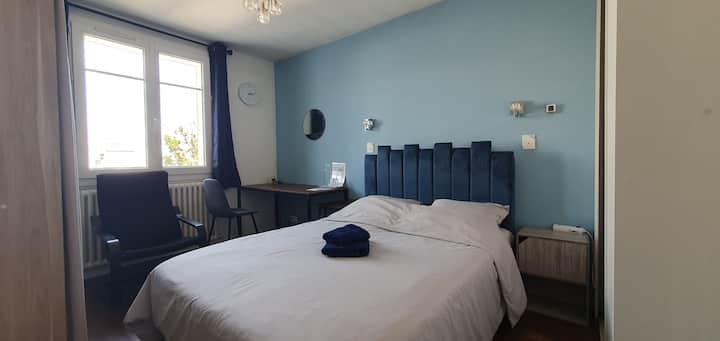 Chambre Bleue En Appartement - L'Hermitage