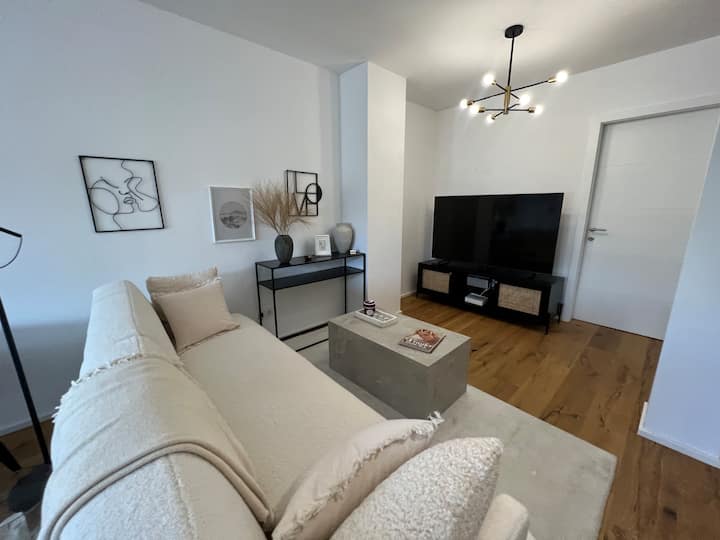 Stylish Central Apartment With Terrace - Wien