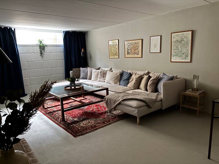 Fridfullt Radhus I ÅRsta Uppsala - Uppsala