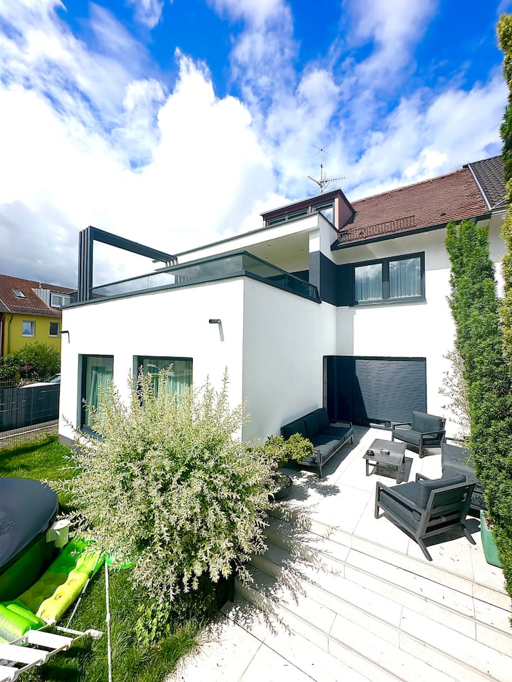 Day Young Life 140qm (1+2og 2parkp, Terrasse) - Nuremberg