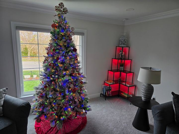 The Jefferson - Grosse Pointe, MI