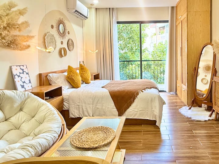 [Pool & Beachside] Spacious Studio • 20%promo |303 - Da Nang, Province, Vietnam