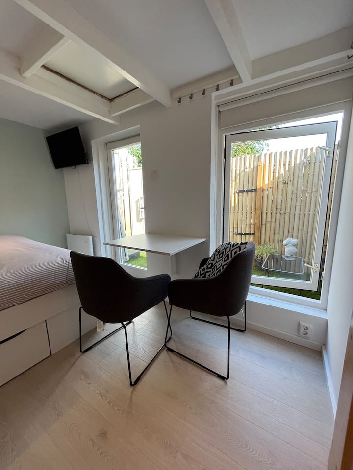 Tiny Biento Near Dunes, City Centre & Beach - Zandvoort