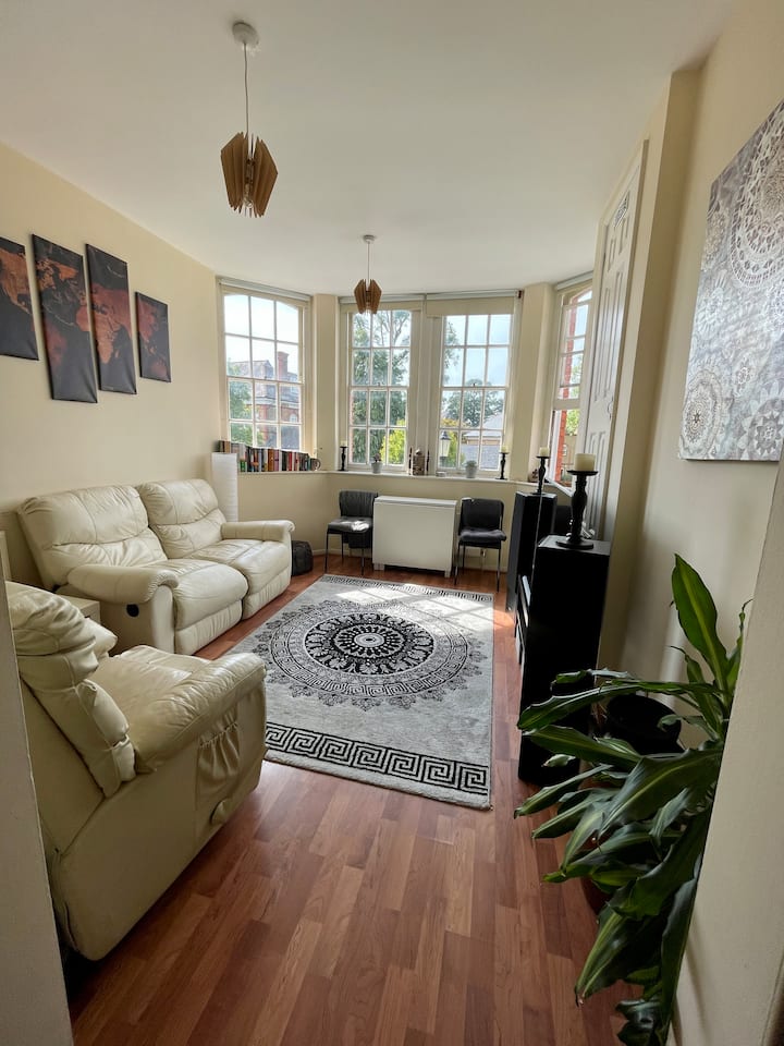 Super Cozy One Bedroom Flat - Enfield, UK