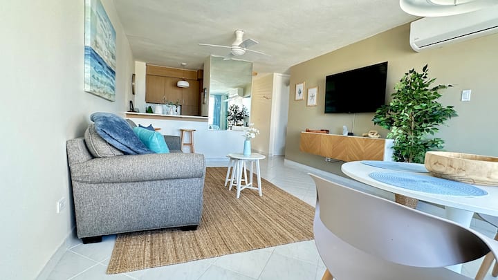 Ocean View, Work Station, Yunque, 1 Min. To Beach - Puerto Rico