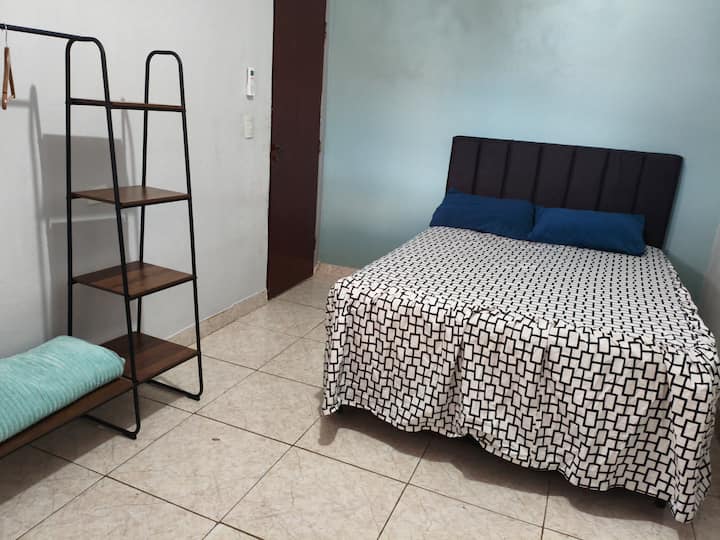 Gru10 á 5km Aeroporto/gru Privativo Com Ar Cond. - Guarulhos