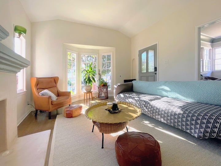 Spacious 2br Home & Private Garden

Casa Magnolia - Burbank, CA
