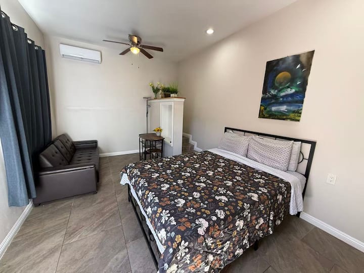 Private Cozy Room 2736-e - La Puente, CA