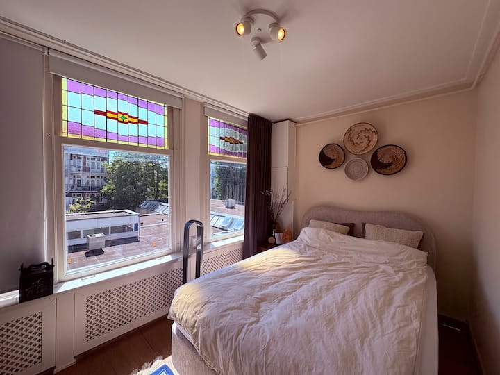 Rustig Appartement In Bruisend Centrum Met Balkon - Amsterdam