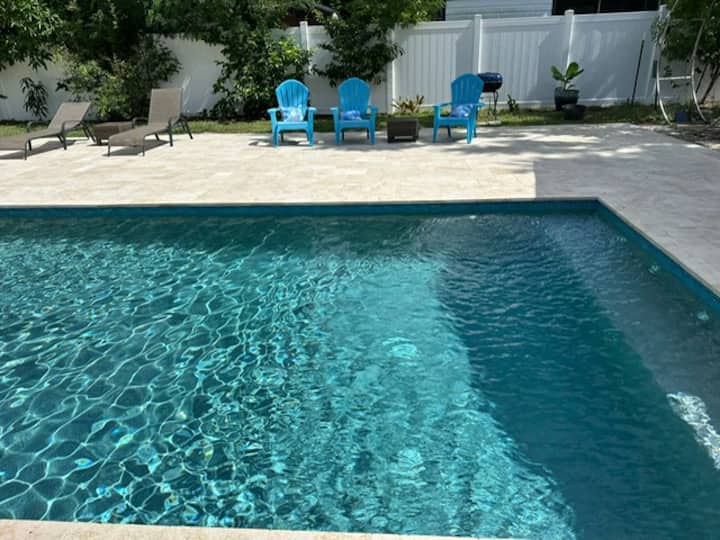 Heated Pool Home 5 Min To Downtown! - Sarasota, FL