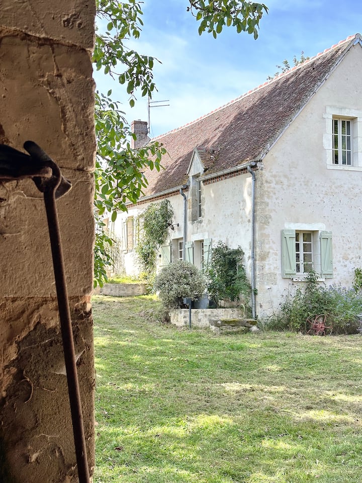 Une Maison Dans Le Perche Au Bout De Son Chemin - Orne