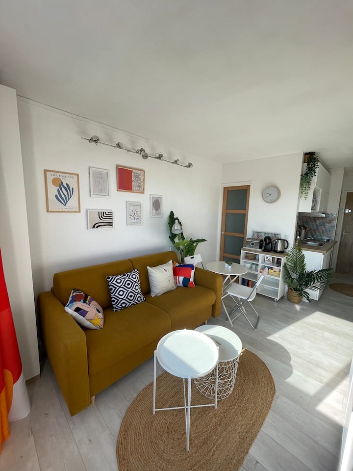 Charmant Studio + Parking à 5 Min D’aix - Aix-en-Provence