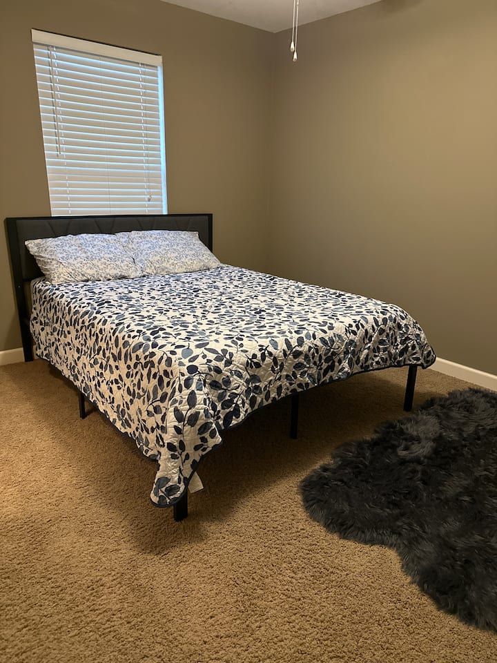 Home Away From Home! - Columbia, MO