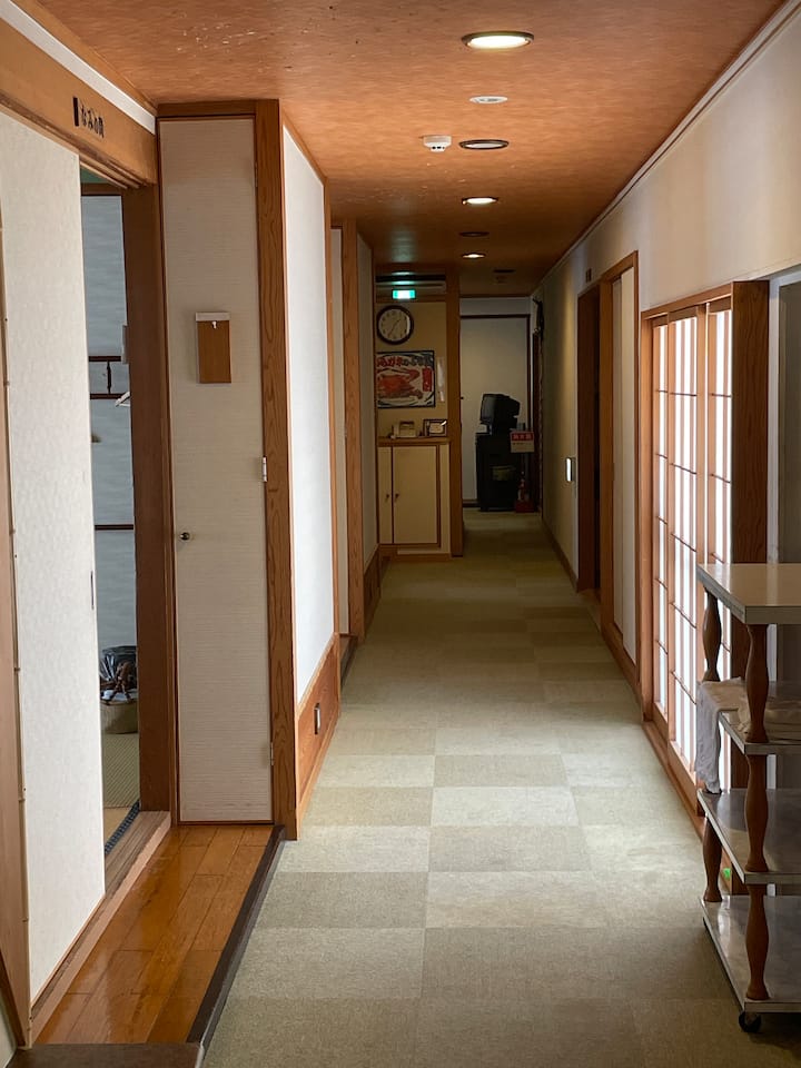 山は雲仙、海は有明海。自然豊かな地元のお料理をお出ししています。 - Unzen