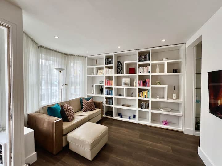 Luxurious And Chic House - Watford