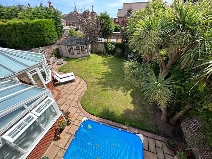 Tranquil Luxury Seaside Retreat (Free Parking) - West Sussex