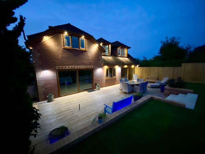 Countryside Family Home - Bristol