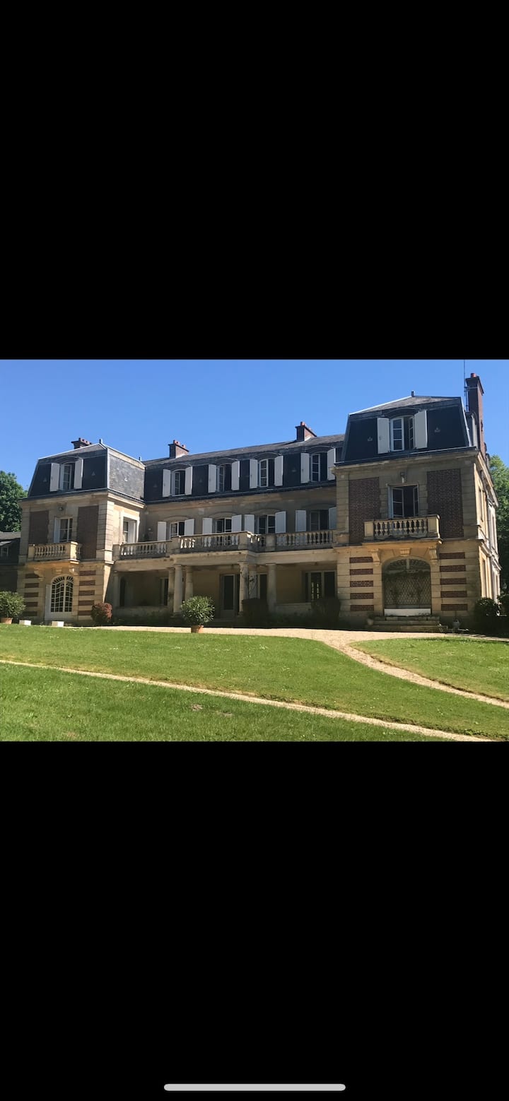 French Manor Close To Paris - Varreddes