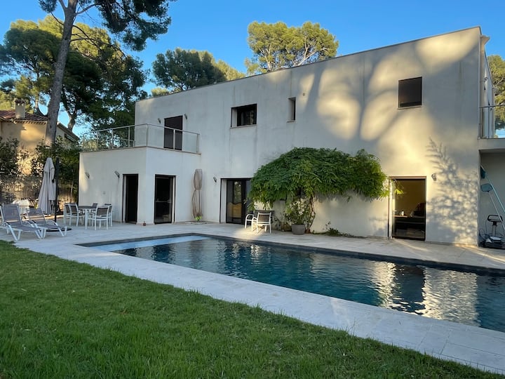 Villa 200 M Piscine Jusqu’à 12 Pers - Cassis