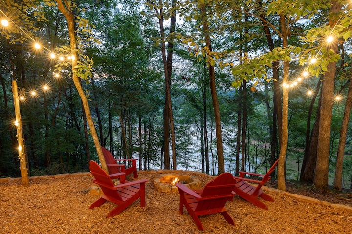 Private Cozy Lake Escape - Clermont, GA