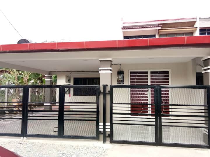 Lifestyle Homestay - Bukit Payong