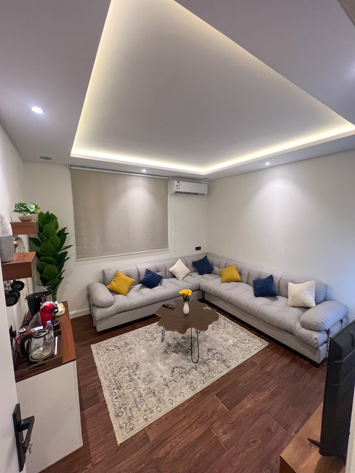 شقة بصالة وغرفة نوم دخول ذاتي - Riyadh