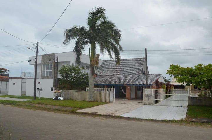 Chalé Em Guaratuba - Guaratuba