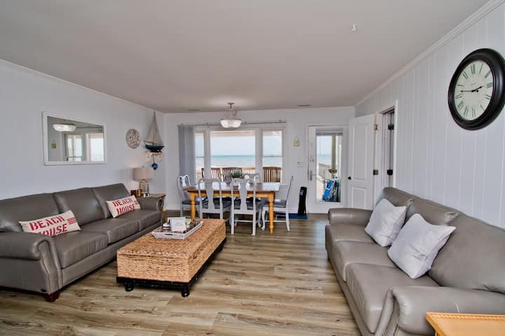 Oceanfront Duplex 6br/4ba Pet Friendly Whole House - Emerald Isle, NC