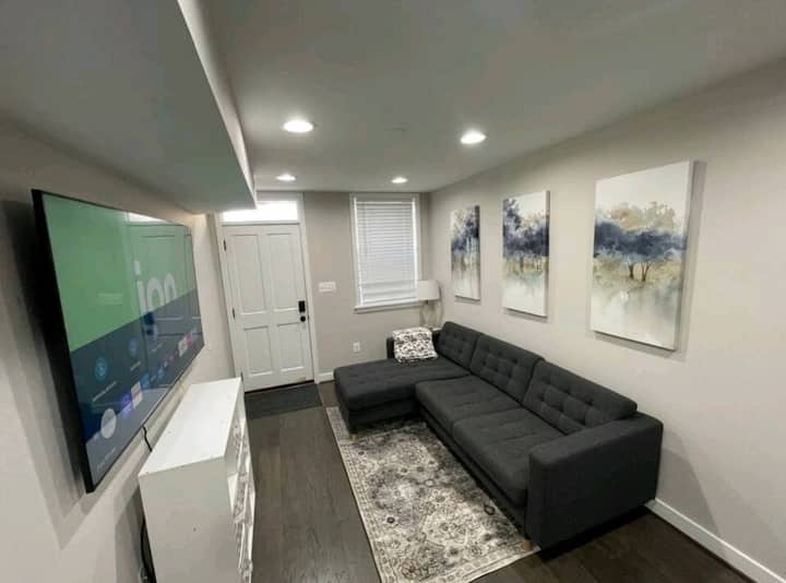 Blissful 3br/3ba W/ Roof Deck (Fell's Point, Jhh) - Baltimore, MD