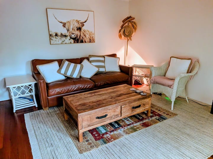 Quiet Townhouse In Waverton, Easy Parking - North Sydney