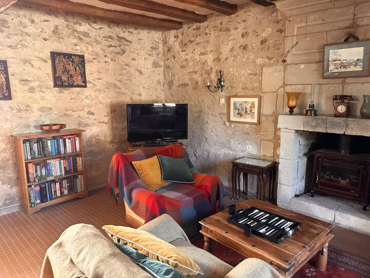 Charming Traditional Gîte With Pool - Chinon