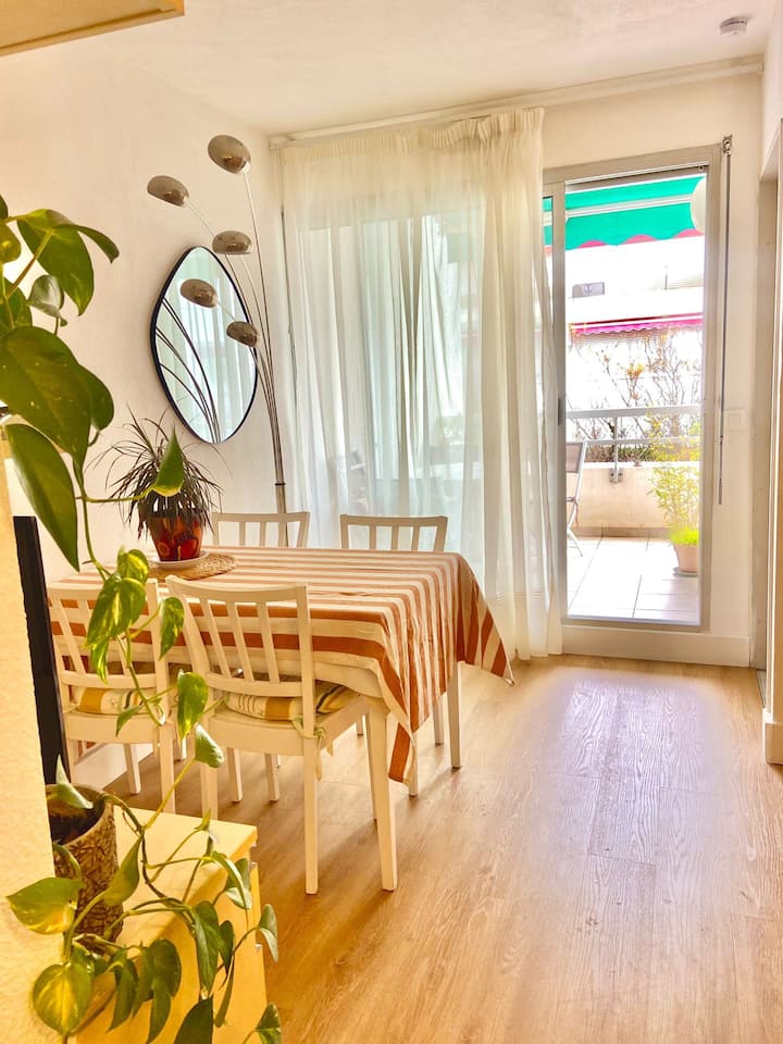 Apparte Draps Serviettes,terrasse, 4 Mn Pied Plage - La Grande-Motte
